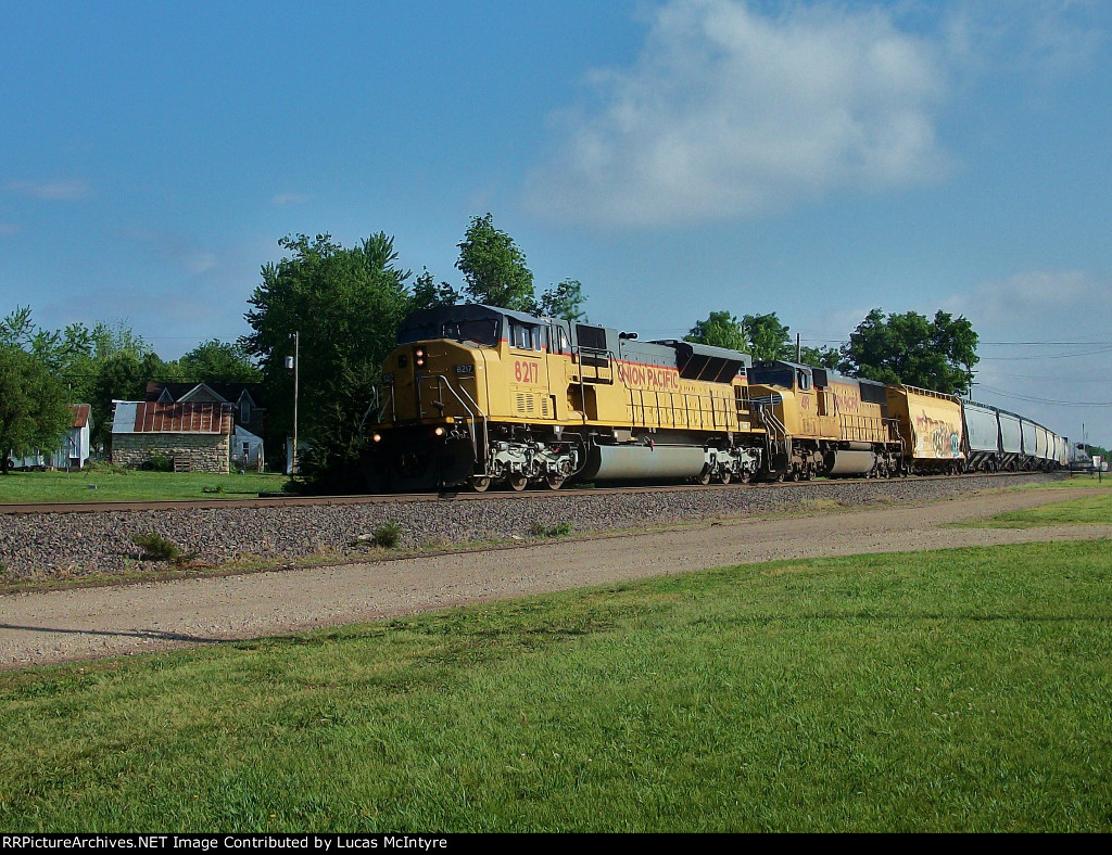 UP 8217 westbound UP manifest train